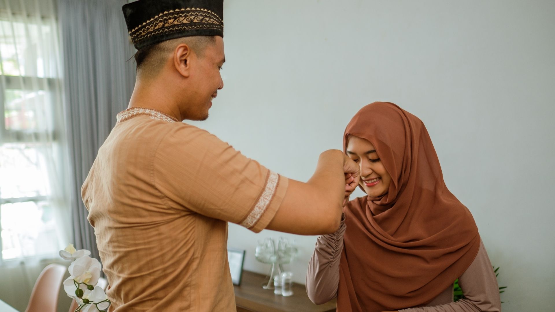 4 Doa Untuk Suami Agar Dimudahkan Segala Urusannya